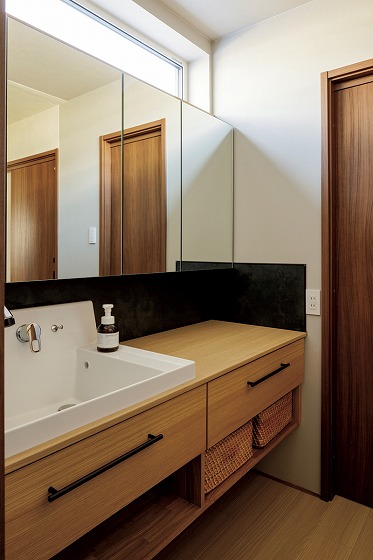 キクザワ｜北海道・恵庭市近郊｜新築・リフォーム｜自社大工施工によるひと味違った家づくり